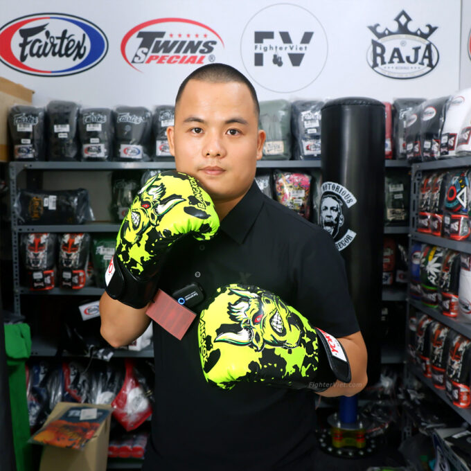 Găng Boxing YOKKAO FYGL-86-1 Angry Bull Boxing Gloves - Black | FighterViet
