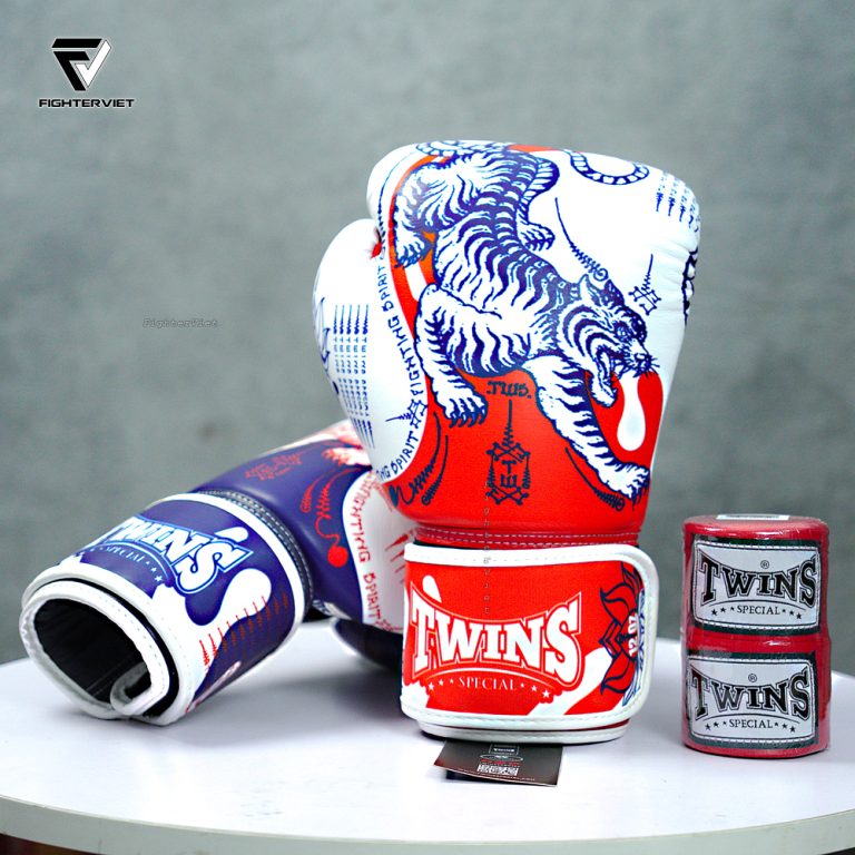 Găng Tay Boxing Twins FBGVL4-67 YANT | FighterViet